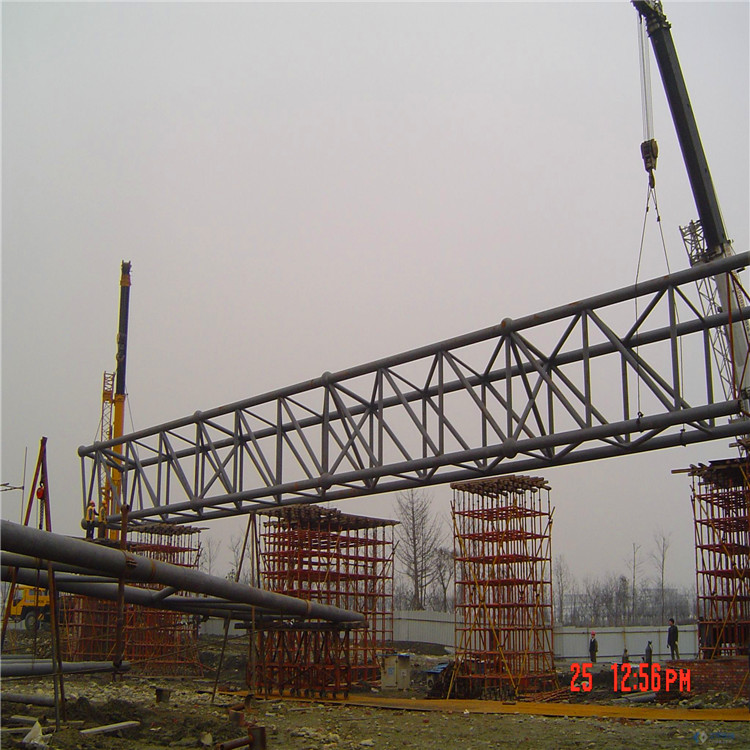 Steel Roof Truss According to American Standards Practical Analysis and ...